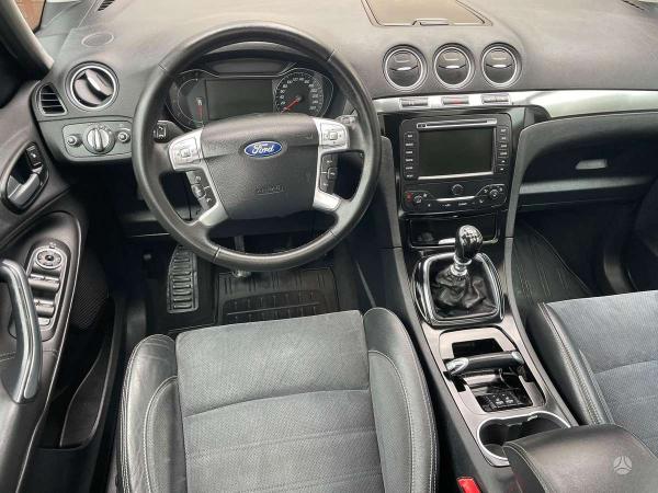 Ford Galaxy 2011 Panevēža, ar dzinēja tilpumu 2.00 L un nobraukumu 262 tūkst. km par 5800 €, foto 8 vietnē AUTOMOTO.COM.LV