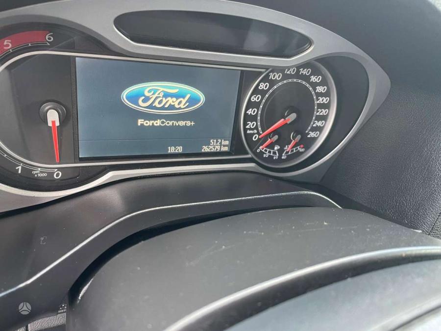 Ford Galaxy 2011 in Panevezys, with an engine capacity of 2.00 L and mileage of 263 thousand km for 4600 €, photo 6 on AUTOMOTO.COM.LV