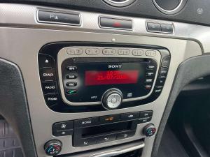 Ford Galaxy 2011 in Panevezys, with an engine capacity of 2.00 L and mileage of 263 thousand km for 4600 €, photo 15 on AUTOMOTO.COM.LV