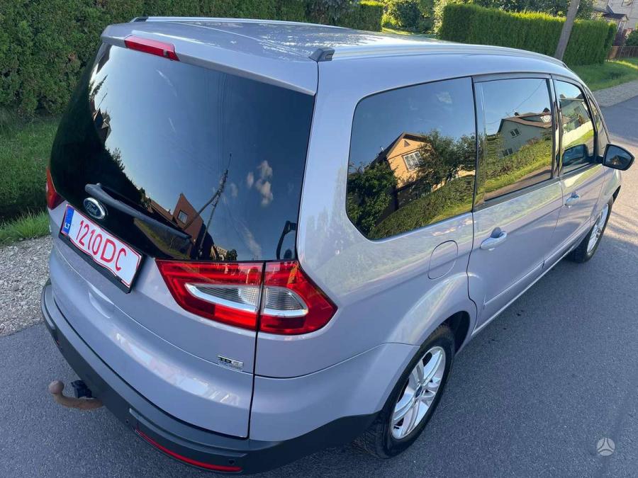 Ford Galaxy 2011 in Panevezys, with an engine capacity of 2.00 L and mileage of 263 thousand km for 4600 €, photo 23 on AUTOMOTO.COM.LV