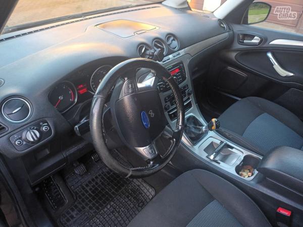 Форд Галакси 2011 в Юрбаркас на AUTOMOTO.COM.LV Форд Галакси 2011 в Юрбаркас, объемом двигателя 1.90 л и пробегом 391 тыс. км за 3000 €, фото 8 на AUTOMOTO.COM.LV