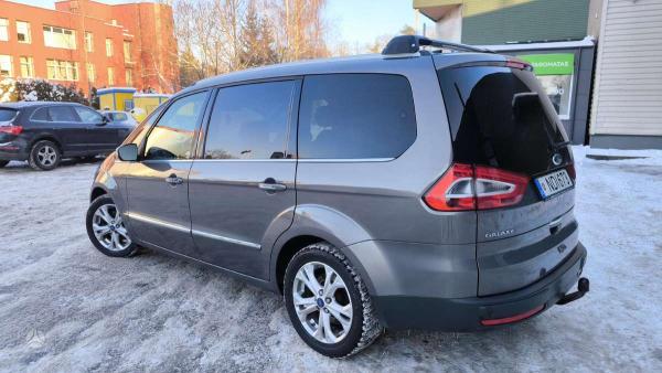 Ford Galaxy 2012 in Vilnius, with an engine capacity of 2.00 L and mileage of 320 thousand km for 5950 €, photo 3 on AUTOMOTO.COM.LV