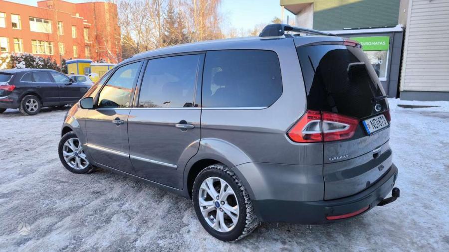 Ford Galaxy 2012 in Vilnius, with an engine capacity of 2.00 L and mileage of 320 thousand km for 5950 €, photo 3 on AUTOMOTO.COM.LV
