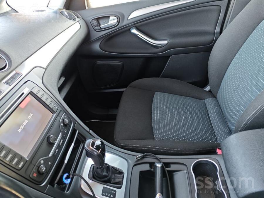 Ford Galaxy 2012 Rīga, ar dzinēja tilpumu 2.00 L un nobraukumu 395 tūkst. km par 4000 €, foto 8 vietnē AUTOMOTO.COM.LV