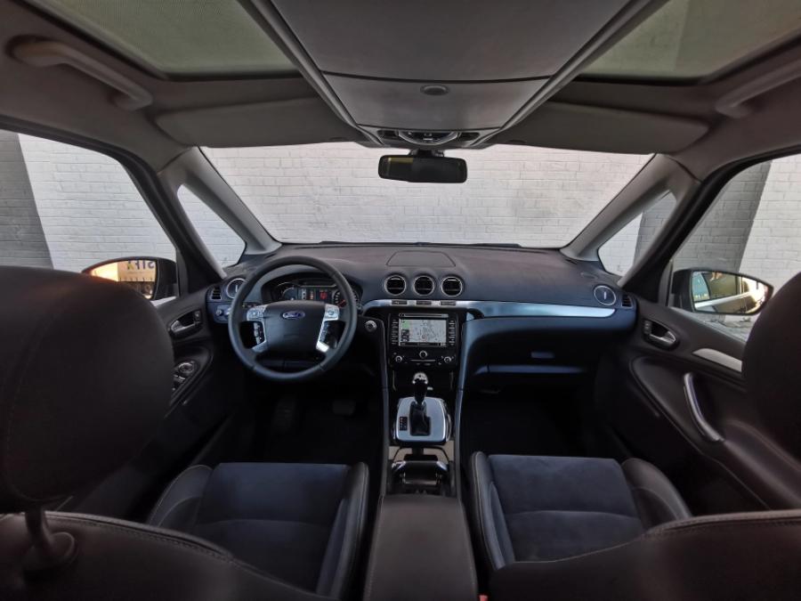 Ford Galaxy 2012 in Riga, with an engine capacity of 2.00 L and mileage of 295 thousand km for 6890 €, photo 5 on AUTOMOTO.COM.LV