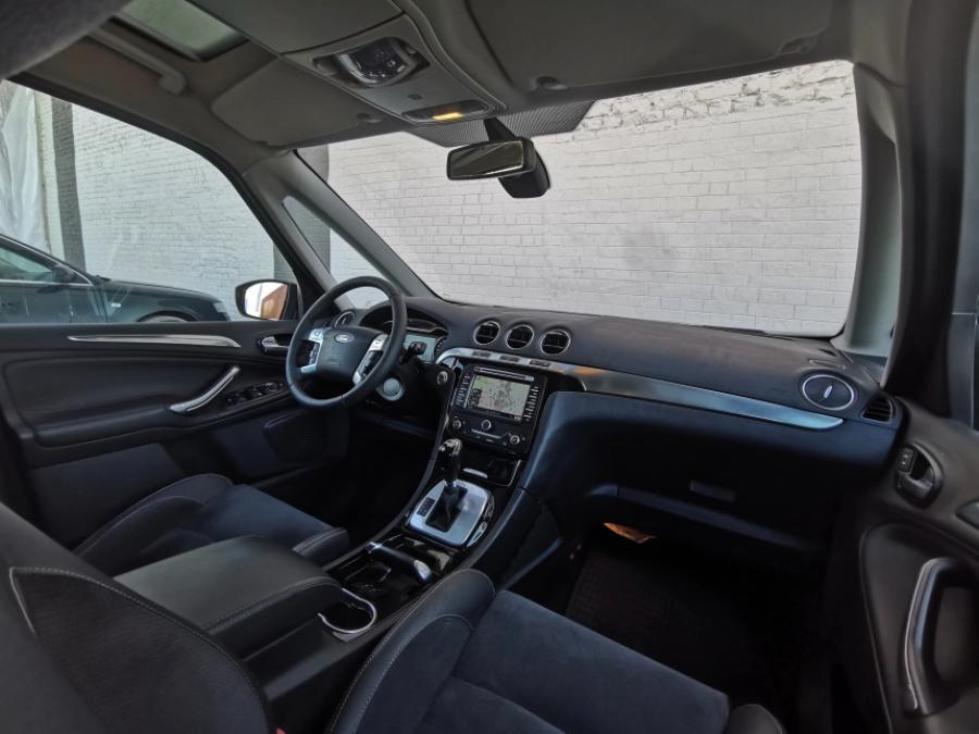 Ford Galaxy 2012 in Riga, with an engine capacity of 2.00 L and mileage of 295 thousand km for 6890 €, photo 6 on AUTOMOTO.COM.LV