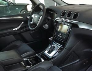 Ford Galaxy 2012 in Riga, with an engine capacity of 2.00 L and mileage of 295 thousand km for 6890 €, photo 11 on AUTOMOTO.COM.LV