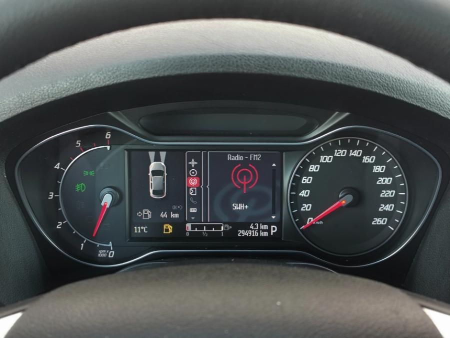 Ford Galaxy 2012 in Riga, with an engine capacity of 2.00 L and mileage of 295 thousand km for 6890 €, photo 12 on AUTOMOTO.COM.LV