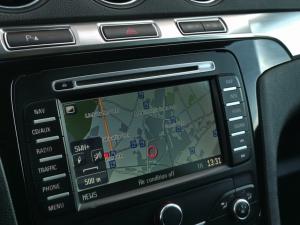Ford Galaxy 2012 in Riga, with an engine capacity of 2.00 L and mileage of 295 thousand km for 6890 €, photo 14 on AUTOMOTO.COM.LV