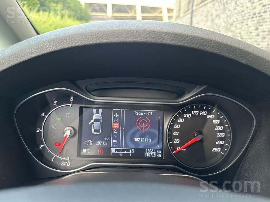 Ford Galaxy 2012 Tukums, ar dzinēja tilpumu 2.00 L un nobraukumu 310 tūkst. km par 5990 €, foto 26 vietnē AUTOMOTO.COM.LV
