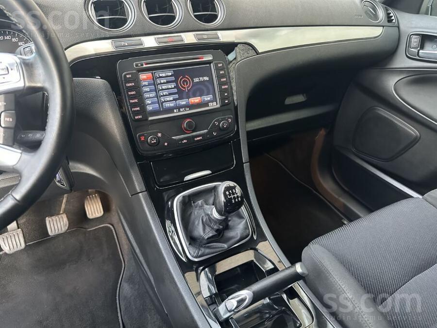 Ford Galaxy 2012 Tukums, ar dzinēja tilpumu 2.00 L un nobraukumu 310 tūkst. km par 5990 €, foto 27 vietnē AUTOMOTO.COM.LV