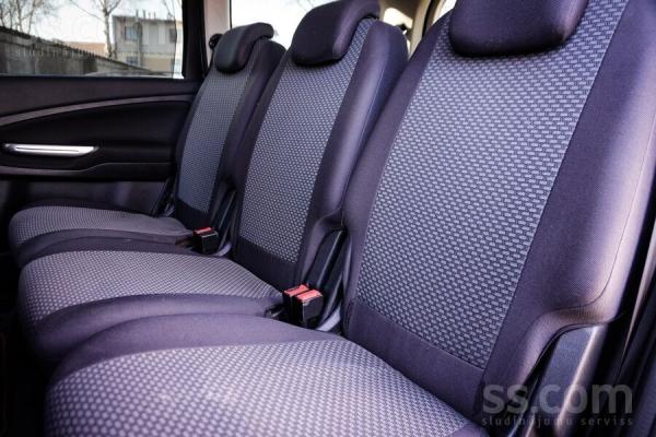 Ford Galaxy 2013 Rīga, ar dzinēja tilpumu 2.00 L un nobraukumu 275 tūkst. km par 6190 €, foto 9 vietnē AUTOMOTO.COM.LV