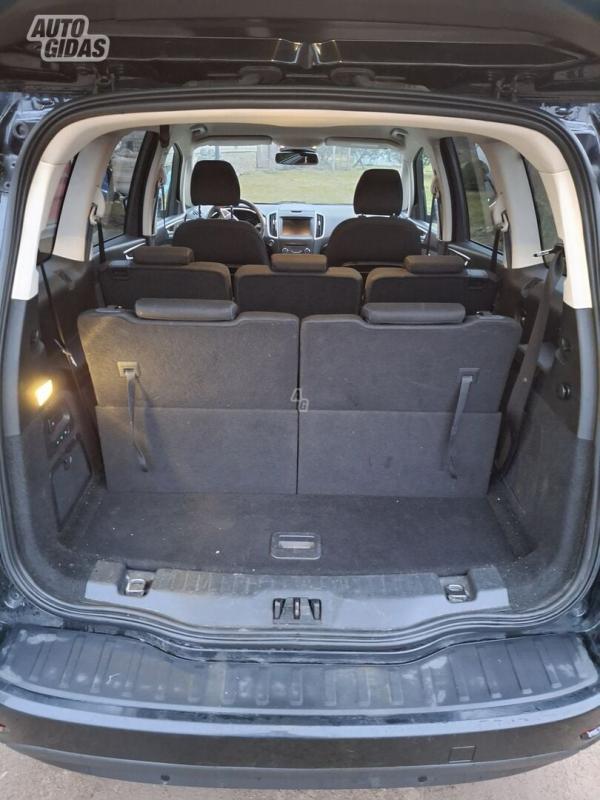 Ford Galaxy 2015 in Siauliai, with an engine capacity of 2.00 L and mileage of 302 thousand km for 9100 €, photo 10 on AUTOMOTO.COM.LV