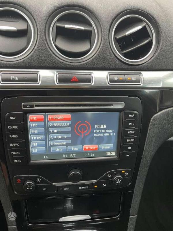 Ford Galaxy 2015 in Panevezys, with an engine capacity of 2.00 L and mileage of 263 thousand km for 5800 €, photo 10 on AUTOMOTO.COM.LV