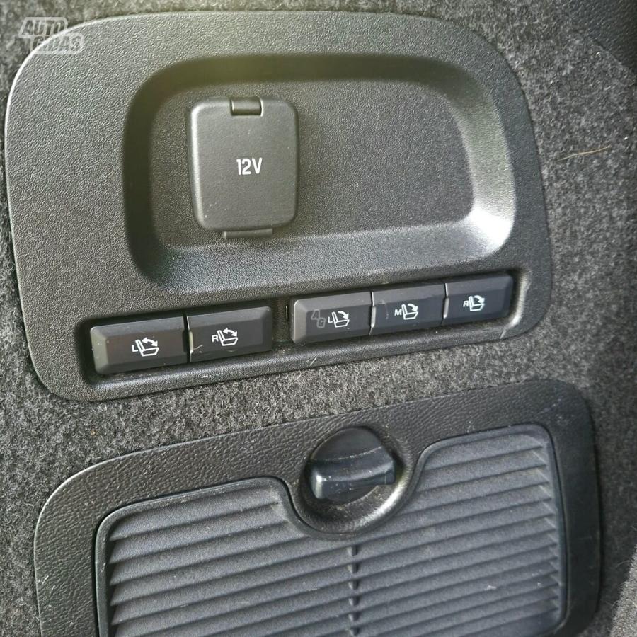 Ford Galaxy 2016 in Kaunas, with an engine capacity of 2.00 L and mileage of 300 thousand km for 9100 €, photo 28 on AUTOMOTO.COM.LV