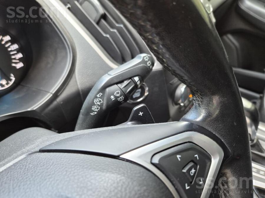 Ford Galaxy 2017 Rīga, ar dzinēja tilpumu 2.00 L un nobraukumu 254 tūkst. km par 9000 €, foto 21 vietnē AUTOMOTO.COM.LV