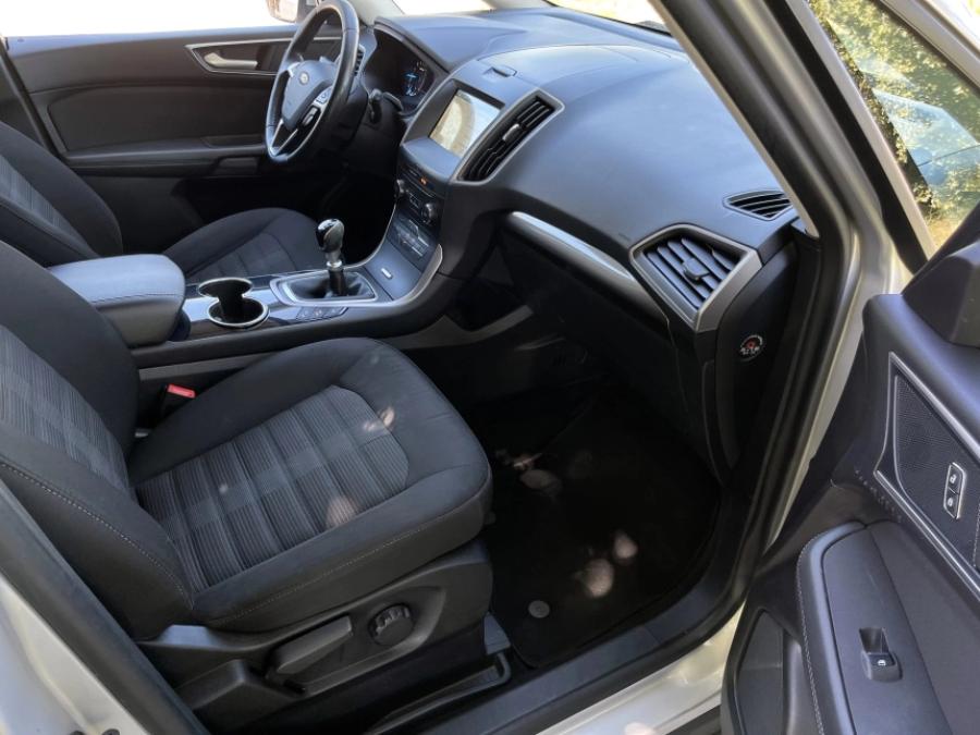 Ford Galaxy 2018 Rīga, ar dzinēja tilpumu 2.00 L un nobraukumu 269 tūkst. km par 13750 €, foto 8 vietnē AUTOMOTO.COM.LV