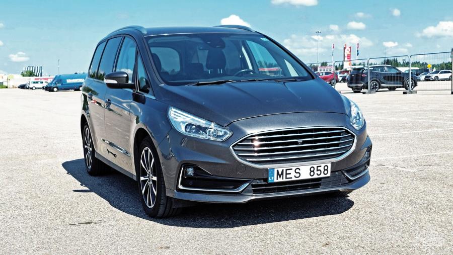 Ford Galaxy 2021 in Vilnius, with an engine capacity of 2.50 L and mileage of 73 thousand km for 16990 €, photo 3 on AUTOMOTO.COM.LV