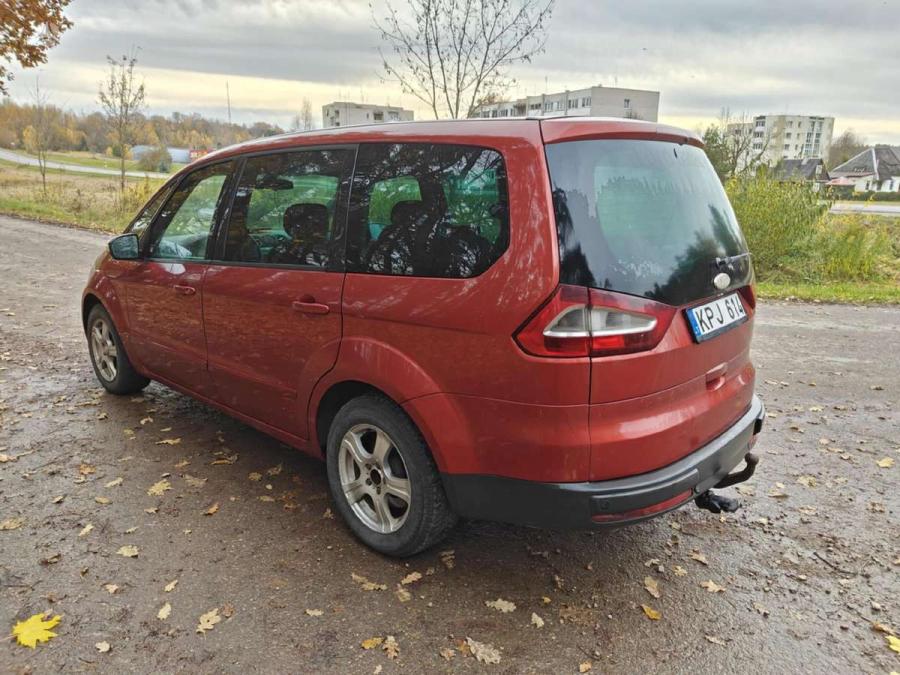 Oranžs Ford Galaxy 2006 Ukmergė, ar dzinēja tilpumu 2.00 L un nobraukumu 399 tūkst. km par 2250 €, foto 3 vietnē AUTOMOTO.COM.LV