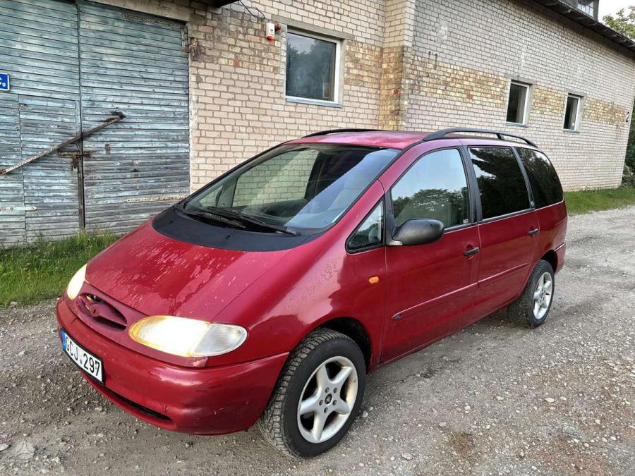 Sarkans Ford Galaxy 1996 Joniškis, ar dzinēja tilpumu 1.90 L un nobraukumu 430 tūkst. km par 850 €, foto 4 vietnē AUTOMOTO.COM.LV