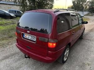 Sarkans Ford Galaxy 1996 Joniškis, ar dzinēja tilpumu 1.90 L un nobraukumu 430 tūkst. km par 850 €, foto 5 vietnē AUTOMOTO.COM.LV