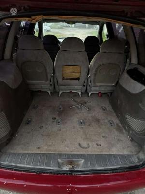 Sarkans Ford Galaxy 1996 Joniškis, ar dzinēja tilpumu 1.90 L un nobraukumu 430 tūkst. km par 850 €, foto 8 vietnē AUTOMOTO.COM.LV