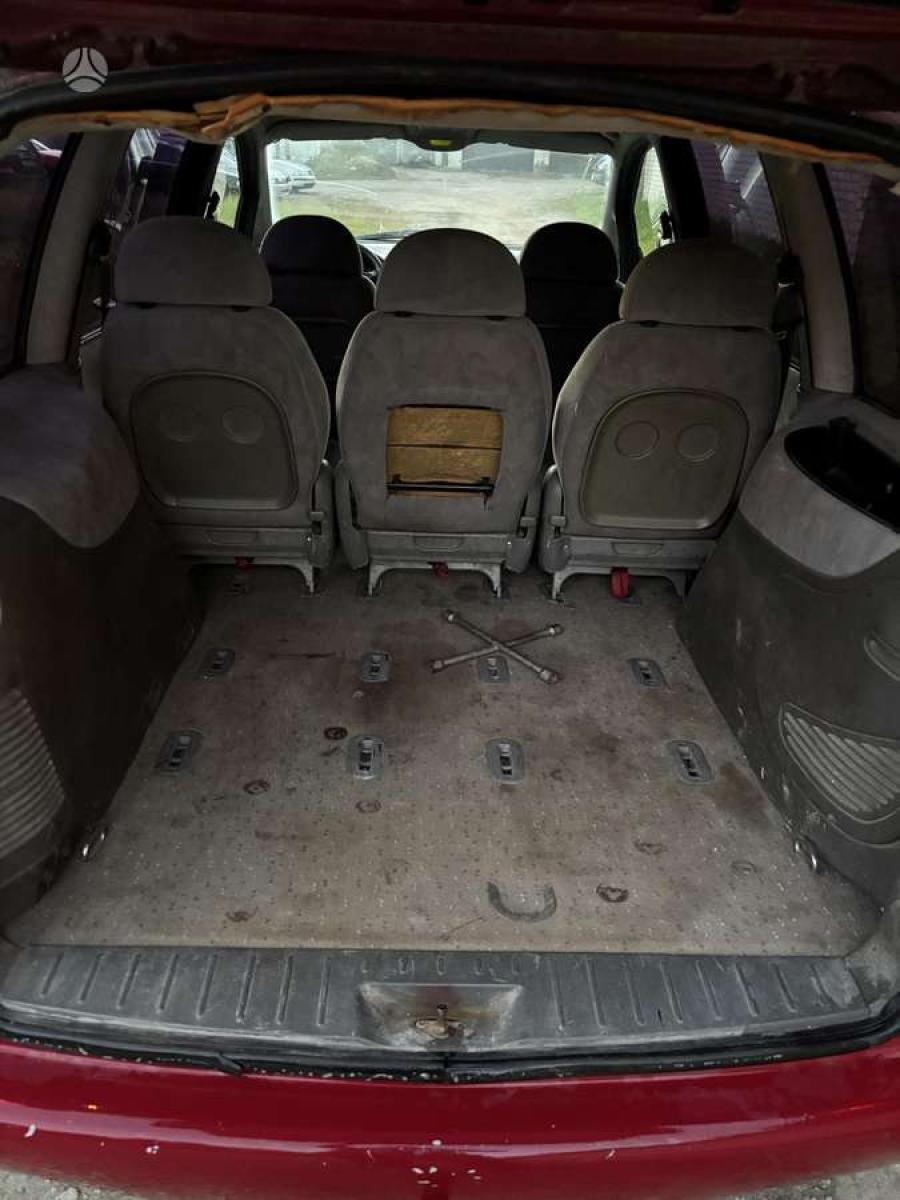 Sarkans Ford Galaxy 1996 Joniškis, ar dzinēja tilpumu 1.90 L un nobraukumu 430 tūkst. km par 850 €, foto 8 vietnē AUTOMOTO.COM.LV
