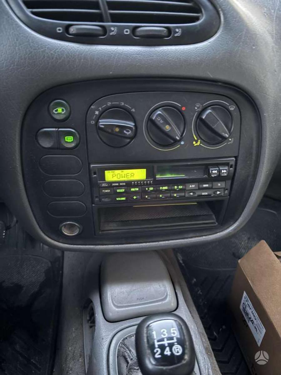 Sarkans Ford Galaxy 1996 Joniškis, ar dzinēja tilpumu 1.90 L un nobraukumu 430 tūkst. km par 850 €, foto 10 vietnē AUTOMOTO.COM.LV