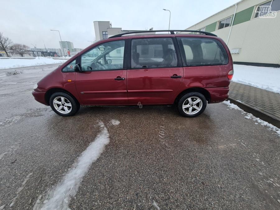 Sarkans Ford Galaxy 1998 Ukmergė, ar dzinēja tilpumu 1.90 L un nobraukumu 332 tūkst. km par 1050 €, foto 5 vietnē AUTOMOTO.COM.LV