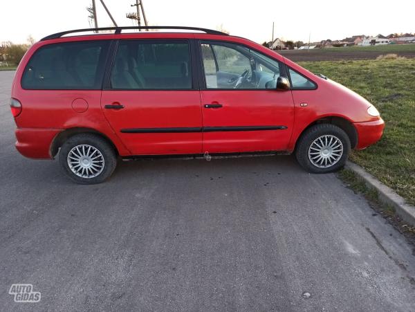 Sarkans Ford Galaxy 1999 Viļņa, ar dzinēja tilpumu 1.90 L un nobraukumu 394 tūkst. km par 650 €, foto 4 vietnē AUTOMOTO.COM.LV