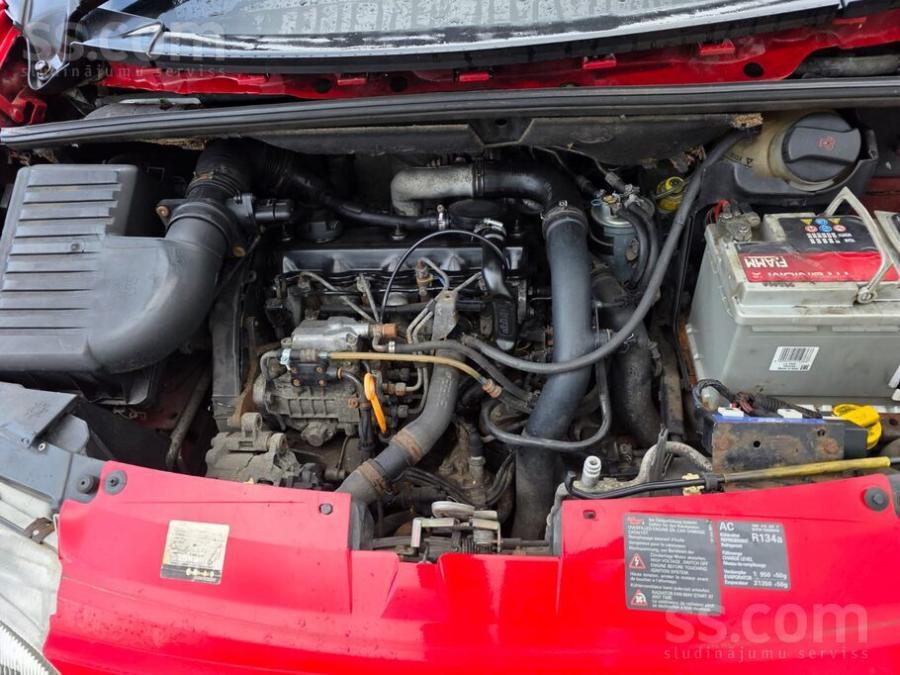 Sarkans Ford Galaxy 1999 Daugavpils, ar dzinēja tilpumu 1.90 L un nobraukumu 460 tūkst. km par 700 €, foto 4 vietnē AUTOMOTO.COM.LV