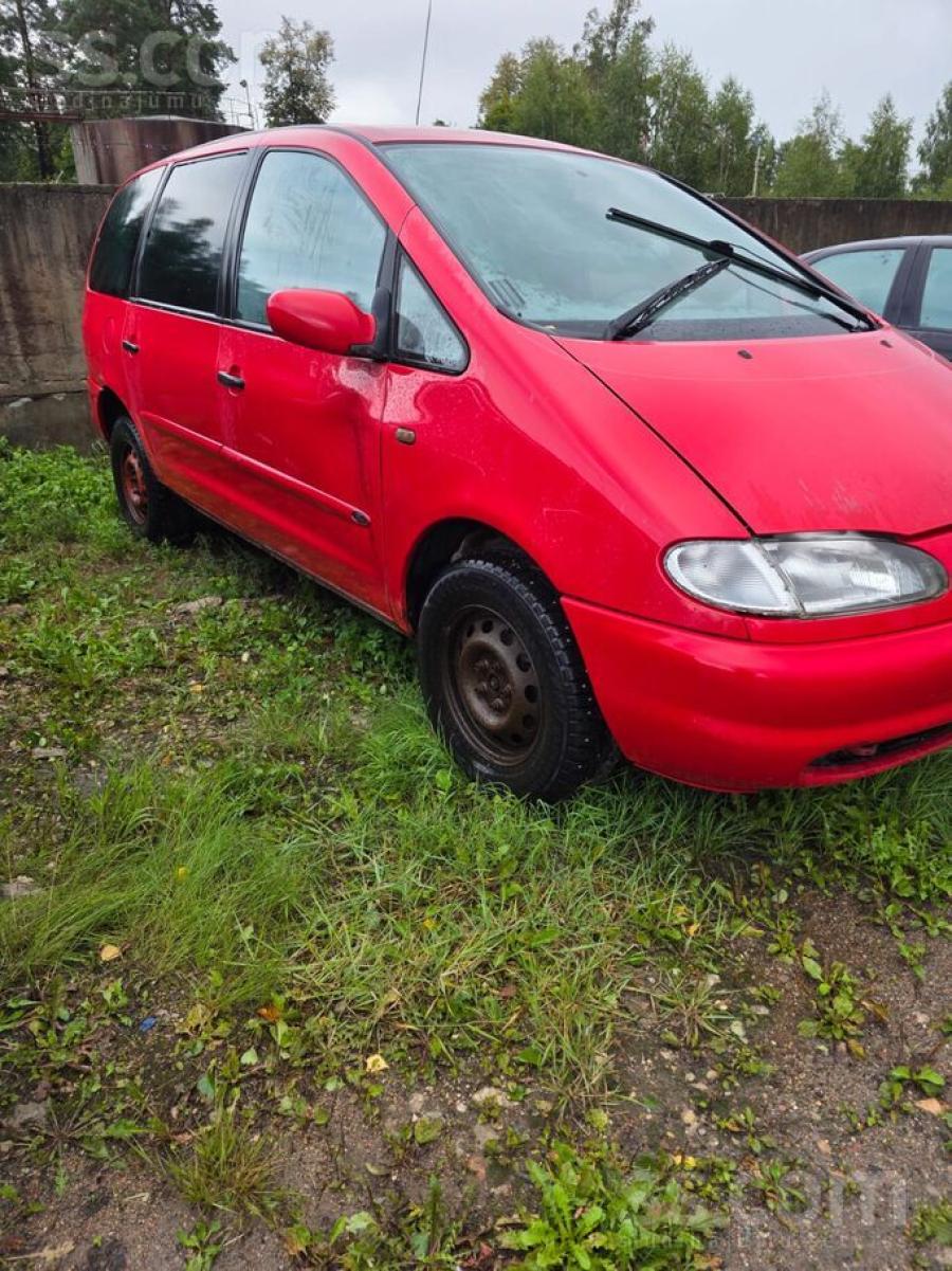 Sarkans Ford Galaxy 1999 Daugavpils, ar dzinēja tilpumu 1.90 L un nobraukumu 460 tūkst. km par 700 €, foto 5 vietnē AUTOMOTO.COM.LV