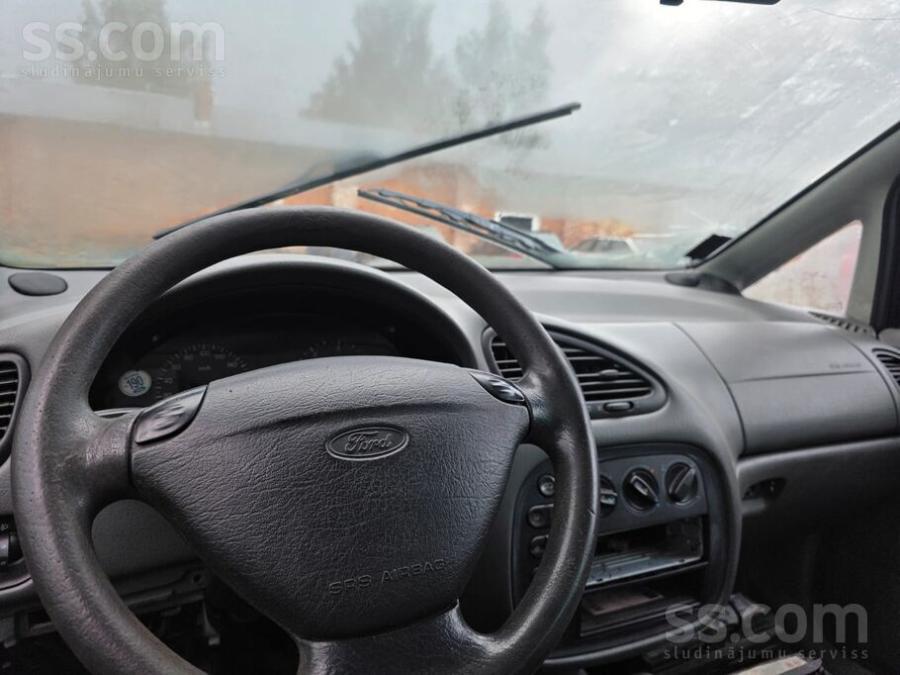 Sarkans Ford Galaxy 1999 Daugavpils, ar dzinēja tilpumu 1.90 L un nobraukumu 460 tūkst. km par 700 €, foto 6 vietnē AUTOMOTO.COM.LV