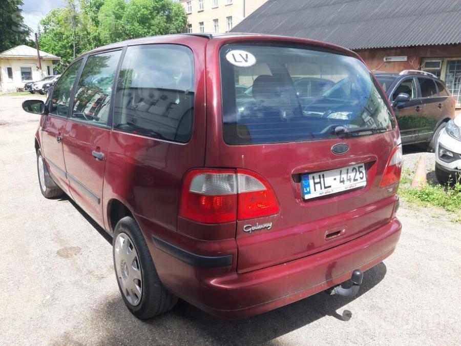 Red Ford Galaxy 2001 in Daugavpils, with an engine capacity of 1.90 L and mileage of 0 thousand km for 1350 €, photo 9 on AUTOMOTO.COM.LV