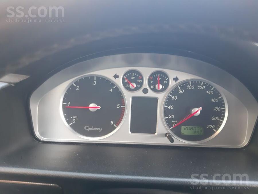 Red Ford Galaxy 2001 in Daugavpils, with an engine capacity of 1.90 L and mileage of 0 thousand km for 1350 €, photo 13 on AUTOMOTO.COM.LV