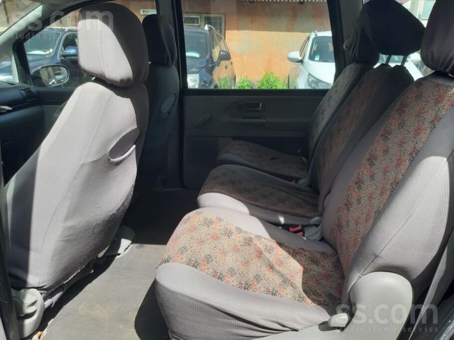 Red Ford Galaxy 2001 in Daugavpils, with an engine capacity of 1.90 L and mileage of 0 thousand km for 1350 €, photo 16 on AUTOMOTO.COM.LV