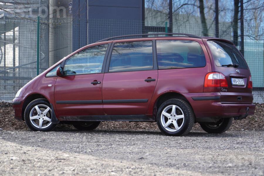 Red Ford Galaxy 2004 in Riga, with an engine capacity of 2.30 L and mileage of 283 thousand km for 1490 €, photo 8 on AUTOMOTO.COM.LV