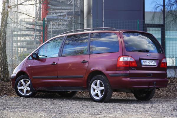 Sarkans Ford Galaxy 2004 Rīga, ar dzinēja tilpumu 2.30 L un nobraukumu 283 tūkst. km par 1490 €, foto 8 vietnē AUTOMOTO.COM.LV