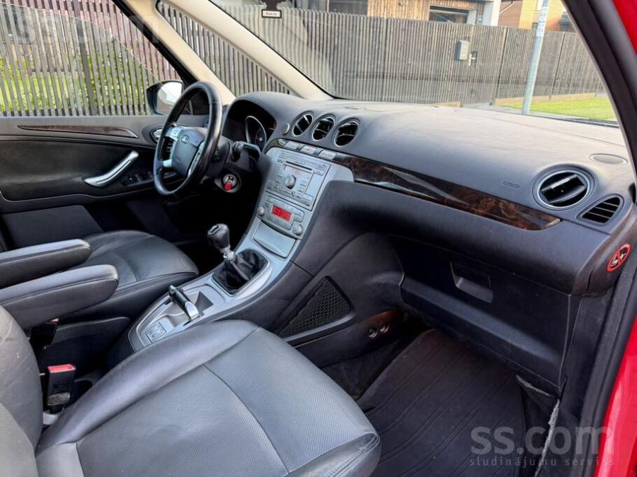 Sarkans Ford Galaxy 2006 Rīga, ar dzinēja tilpumu 2.00 L un nobraukumu 0 tūkst. km par 1690 €, foto 6 vietnē AUTOMOTO.COM.LV