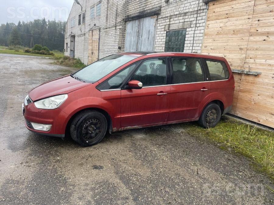 Red Ford Galaxy 2007 in Riga, with an engine capacity of 2.00 L and mileage of 336 thousand km for 550 €, photo 2 on AUTOMOTO.COM.LV