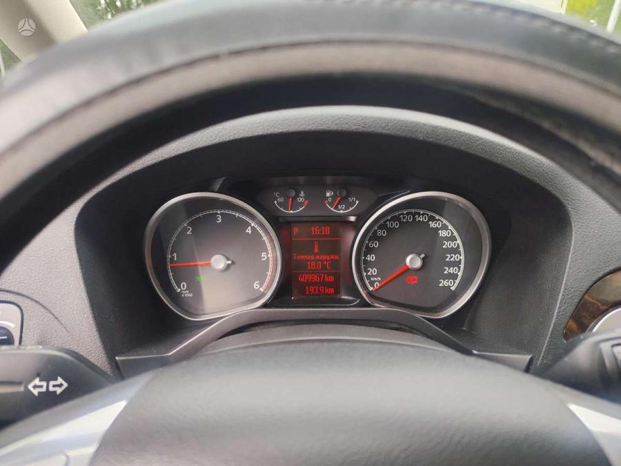 Red Ford Galaxy 2007 in Vilnius, with an engine capacity of 2.00 L and mileage of 409 thousand km for 3500 €, photo 11 on AUTOMOTO.COM.LV