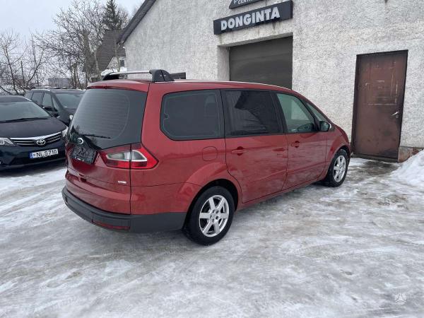 Sarkans Ford Galaxy 2008 Jurbarkas, ar dzinēja tilpumu 2.00 L un nobraukumu 212 tūkst. km par 4150 €, foto 4 vietnē AUTOMOTO.COM.LV