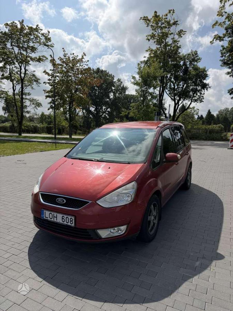 Red Ford Galaxy 2008 in Kaunas, with an engine capacity of 2.00 L and mileage of 315 thousand km for 1699 €, photo 1 on AUTOMOTO.COM.LV
