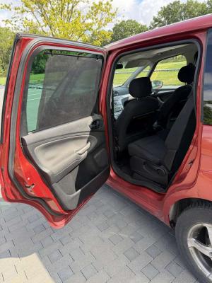 Red Ford Galaxy 2008 in Kaunas, with an engine capacity of 2.00 L and mileage of 315 thousand km for 1699 €, photo 12 on AUTOMOTO.COM.LV