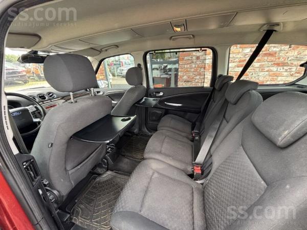 Red Ford Galaxy 2009 in Talsi, with an engine capacity of 2.00 L and mileage of 0 thousand km for 2770 €, photo 8 on AUTOMOTO.COM.LV