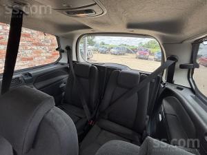 Red Ford Galaxy 2009 in Talsi, with an engine capacity of 2.00 L and mileage of 0 thousand km for 2770 €, photo 10 on AUTOMOTO.COM.LV