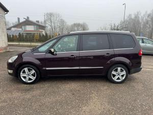 Sarkans Ford Galaxy 2011 Jurbarkas, ar dzinēja tilpumu 2.00 L un nobraukumu 267 tūkst. km par 5850 €, foto  vietnē AUTOMOTO.COM.LV