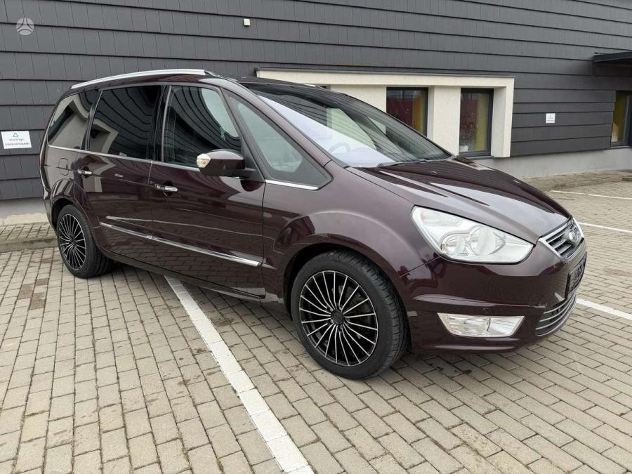 Red Ford Galaxy 2012 in Kaunas, with an engine capacity of 1.56 L and mileage of 266 thousand km for 6750 €, photo 2 on AUTOMOTO.COM.LV