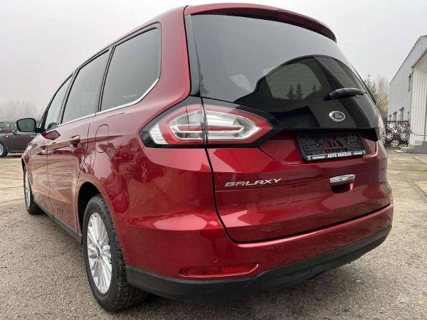 Red Ford Galaxy 2017 in Utena, with an engine capacity of 2.00 L and mileage of 246 thousand km for 9500 €, photo 6 on AUTOMOTO.COM.LV