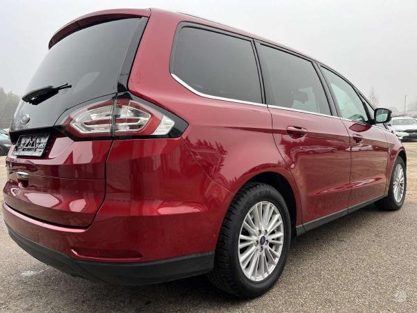 Red Ford Galaxy 2017 in Utena, with an engine capacity of 2.00 L and mileage of 246 thousand km for 9500 €, photo 7 on AUTOMOTO.COM.LV